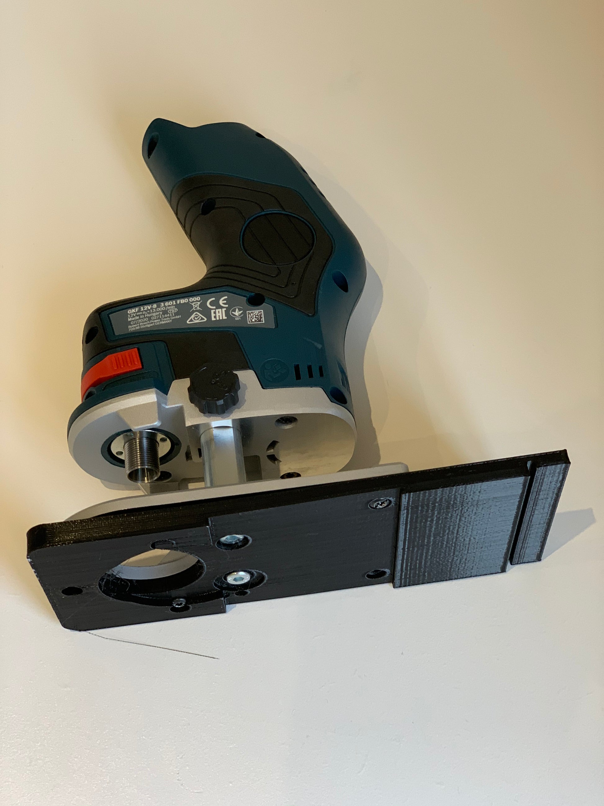 Bosch 12v Router Guide Rail Adaptor to Bosch Track – Adaptool